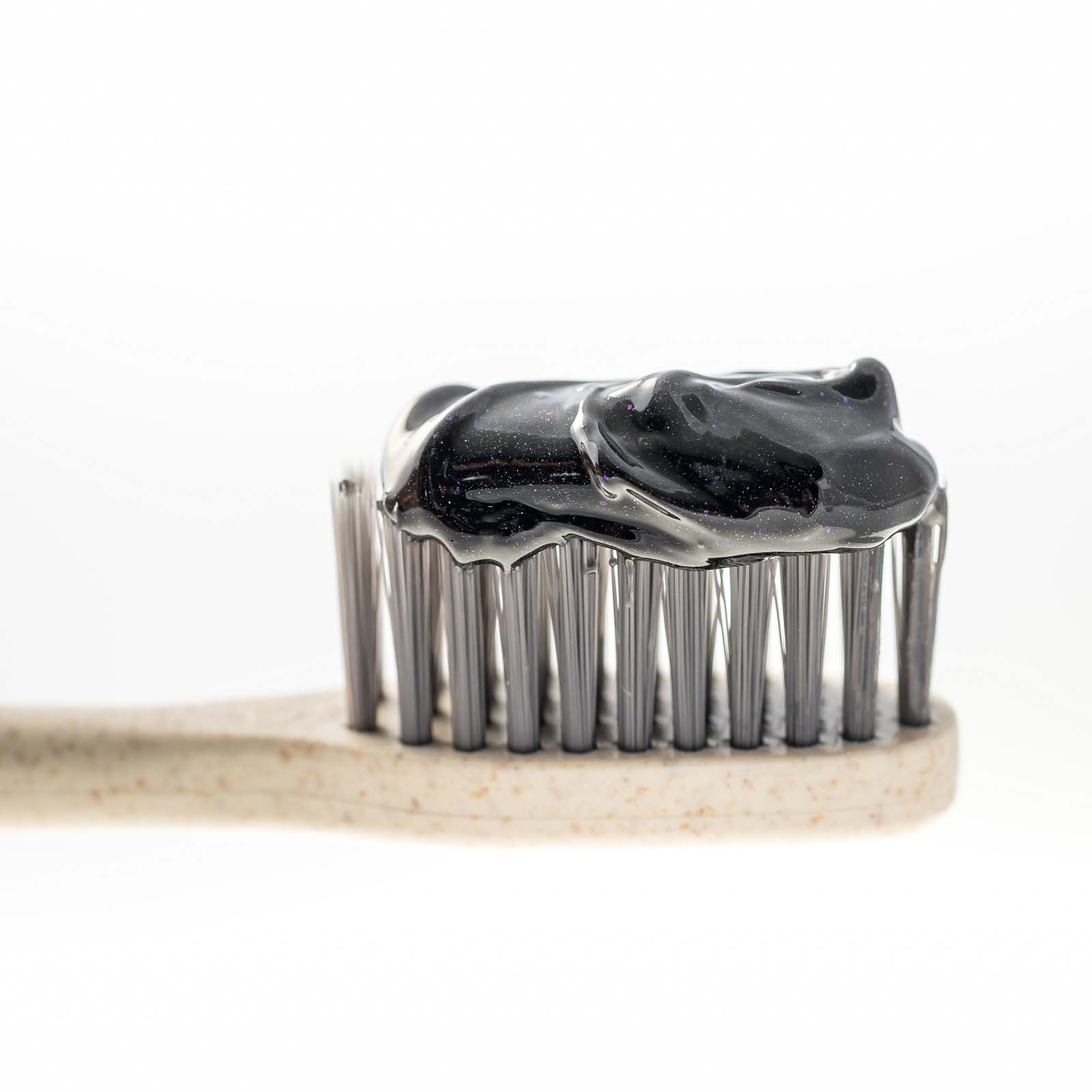 Natural Charcoal Toothpaste - Sensient Beauty